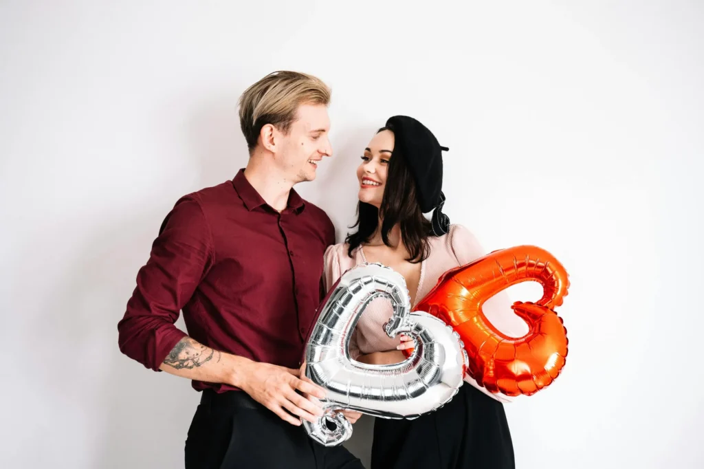 10 Habits Men Show When They’re Scared of Losing You